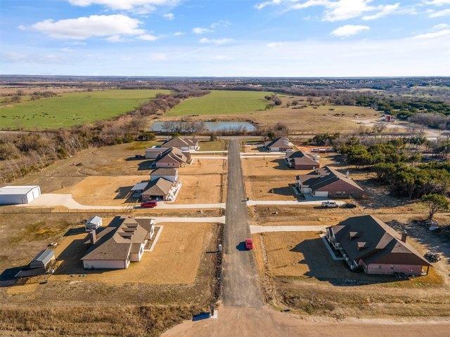 7612 Westover Hills Dr, Rio Vista, TX 76093