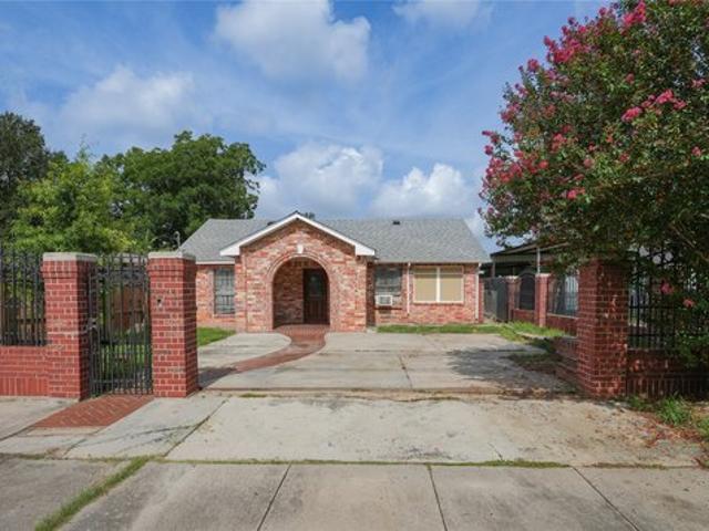 7613 Appleton St, Houston, TX 77022