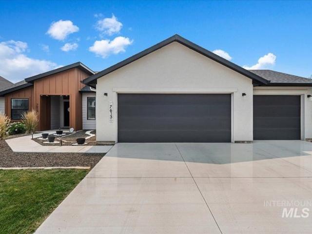 7613 E Flyway St, Nampa, ID 83687