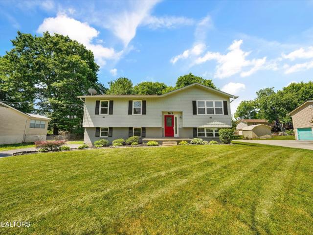 7613 Fall Wind Court