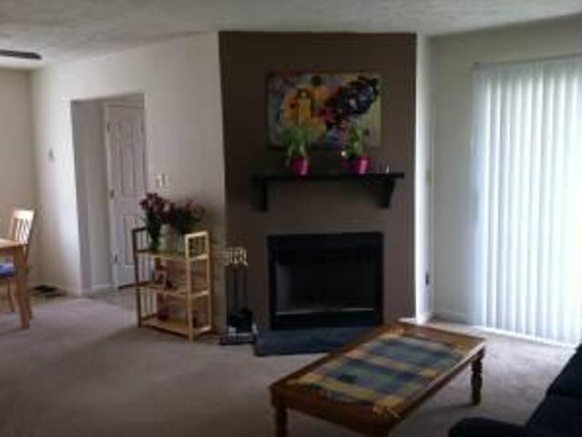 $761 / 2br 960ft² Clean, Up to Date 2 bdrm w/ washer, dryer, cable/internet included Lexington, KY map