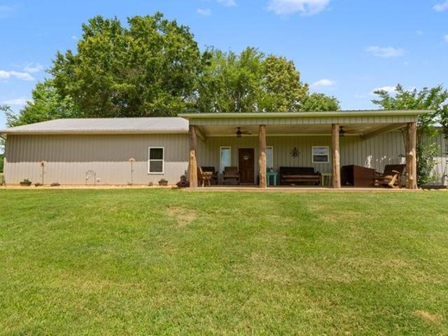 761 An County Road 391, Palestine, TX 75801