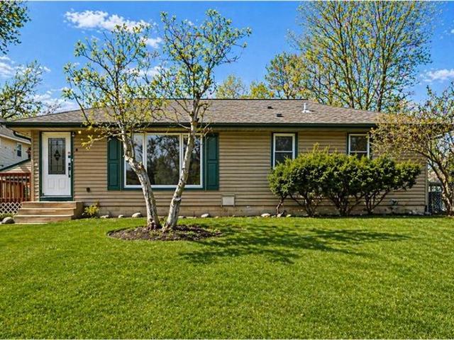 761 Bartelmy Ln N, Maplewood, MN 55119