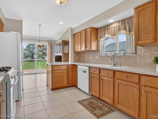 761 Knollwood Circle