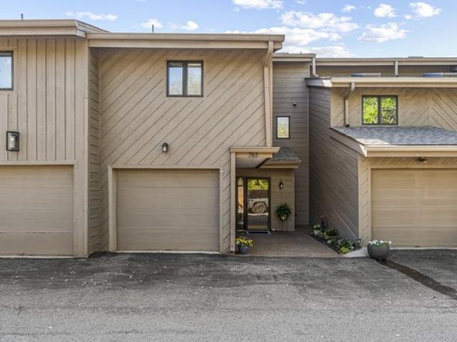 761 Harpeth Trace Dr, Nashville, TN 37221