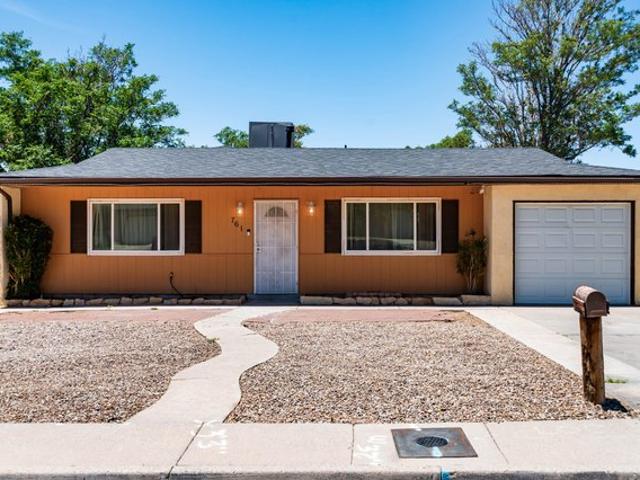 761 Jewel Pl NE, Albuquerque, NM 87123