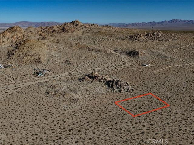 761 Rd C near, Lucerne Valley, CA 92356 | MLS #HD26000