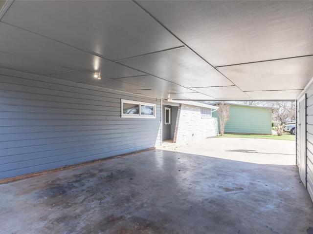 761 Redwood Drive