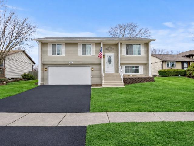 7624 W Juniper Ct, Frankfort, IL 60423 | MLS #12586 | Compass