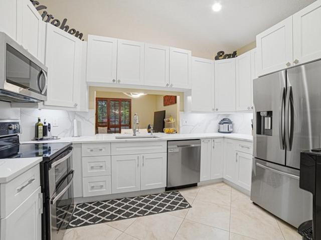 7625 Forest Green Ln, Boynton Beach, FL 33436