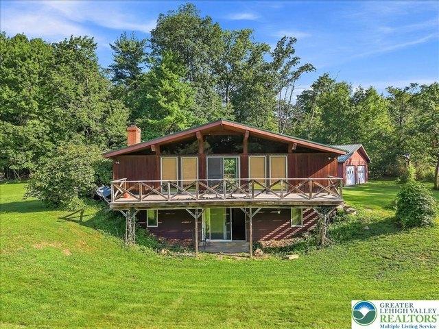 7625 Gypsy Moth Dr, New Tripoli, PA 18066