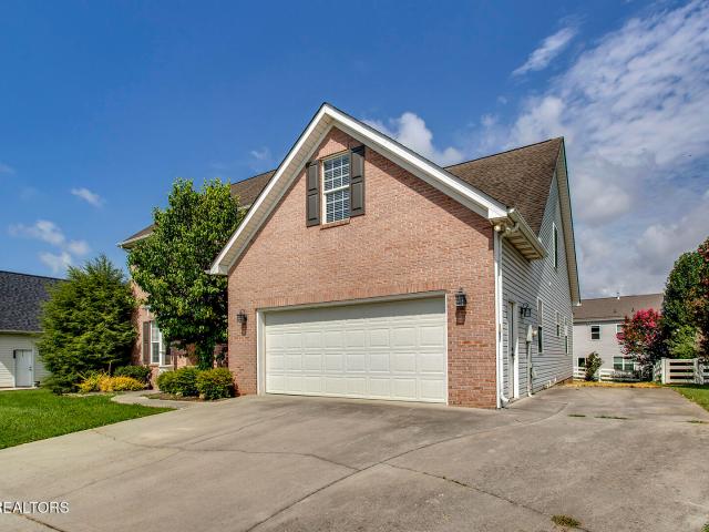 7625 Vista View Lane