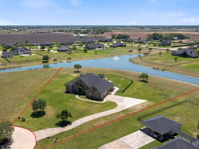 7626 Lake Ivie