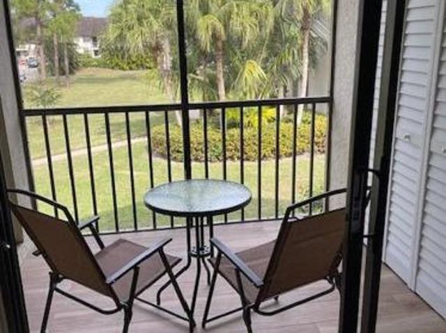 7626 Tahiti Ln #201, Lake Worth, FL 33467