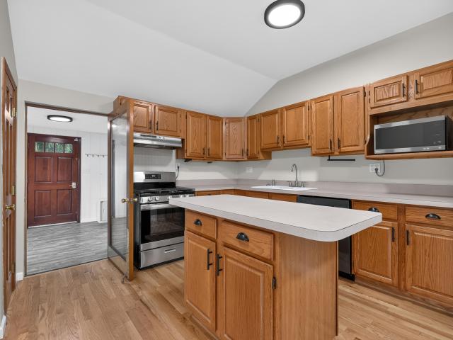 7629 Dietz Lane