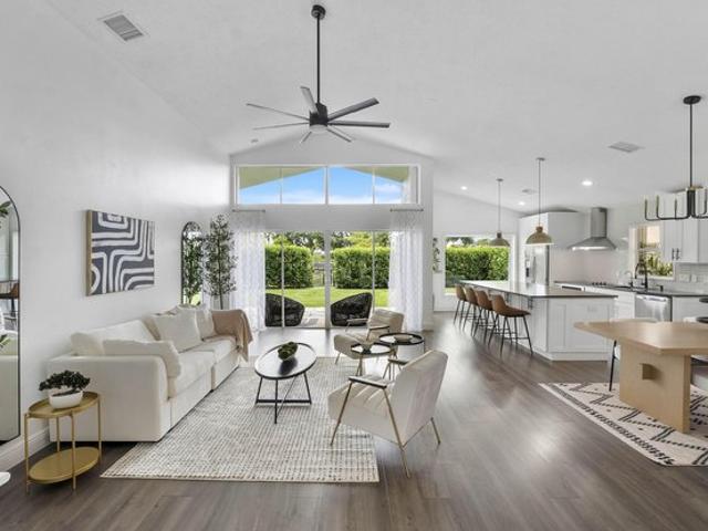 7629 Doubleton Dr, Delray Beach, FL 33446