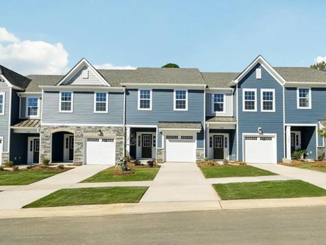 7629 Ethora Way, Charlotte, NC 28216