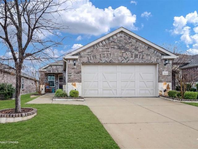 7629 Parade Dr, Aubrey, TX 76227 | MLS #21147