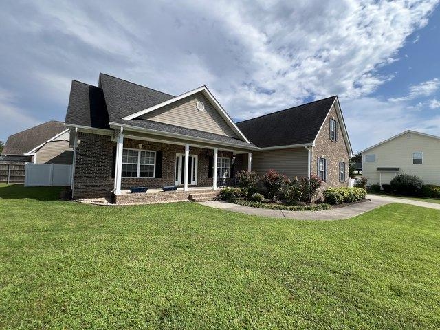 7629 Prince Dr, Ooltewah, TN 37363