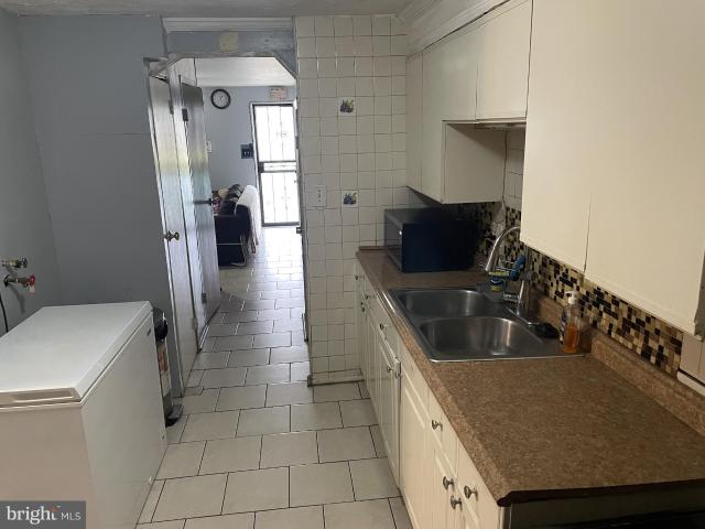 7620 Allendale Cir, Landover, MD 20785 | MLS #MDPG2197 | Compass