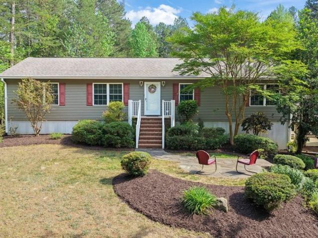 7620 Trottinridge Rd, Skipwith, VA 23968