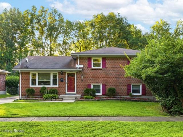 7621 Greenfield Ave, Louisville, KY 40214