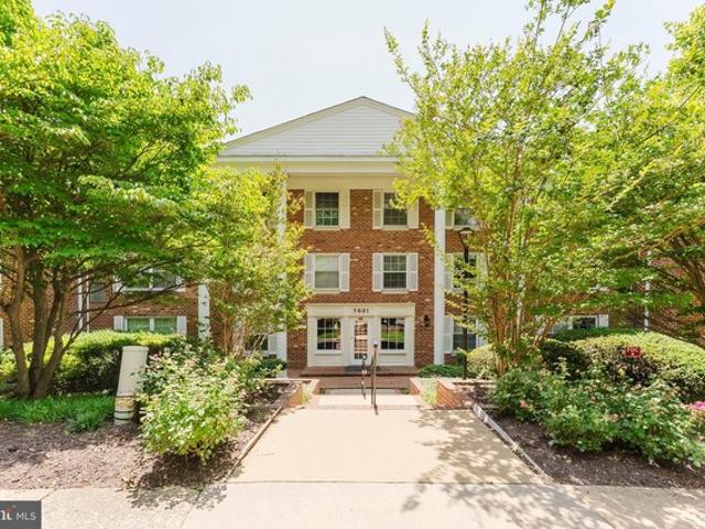 7621 Provincial Dr Apt 312, McLean, VA 22102