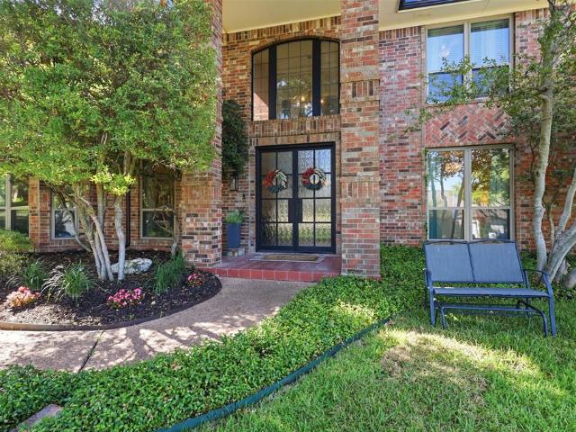 7621 Woodside Hill