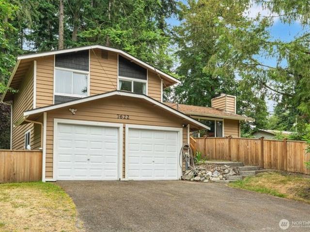 7622 th St SW, Edmonds, WA 98026