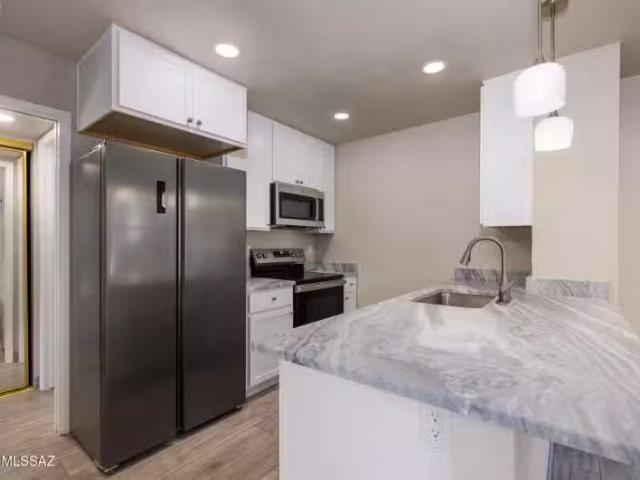 7623 E Callisto Cir #UNIT 98, Tucson, AZ 85715 MLS 22503944