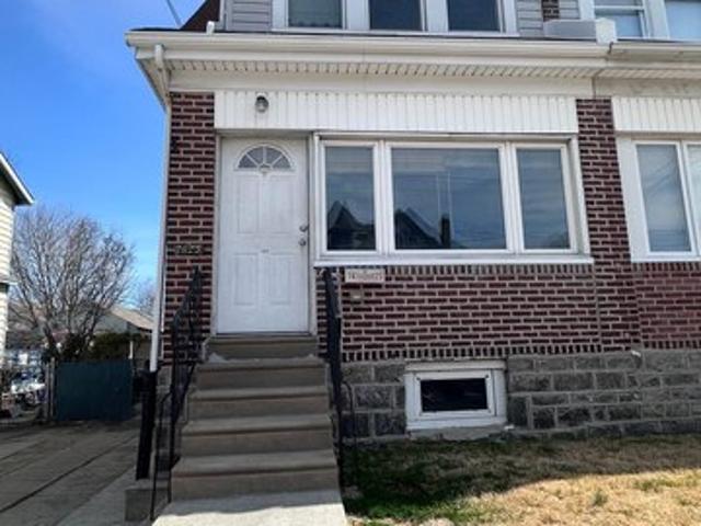 7623 Verree Rd, Philadelphia, PA 19111