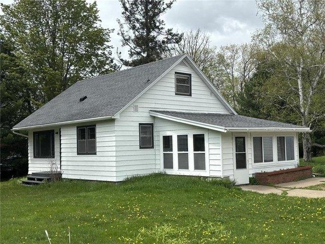 762 4th St SE, Aitkin, MN 56431