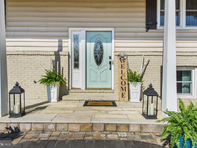 762 Benfield Boulevard