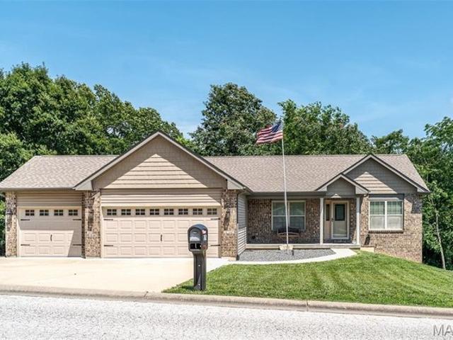 762 Bridgewater Xing, Villa Ridge, MO 63089