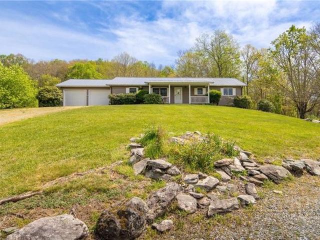 762 George Eggers Rd, Banner Elk, NC 28604