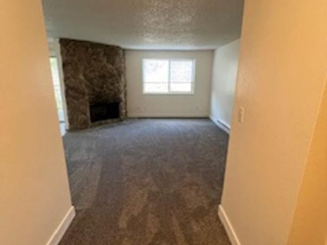 #762 DOWNING HILLS APARTMENTS 2 Bedroom Apartment for Rent at 9385 Sw Downing Dr, Beaverton, OR 97008 Greenway