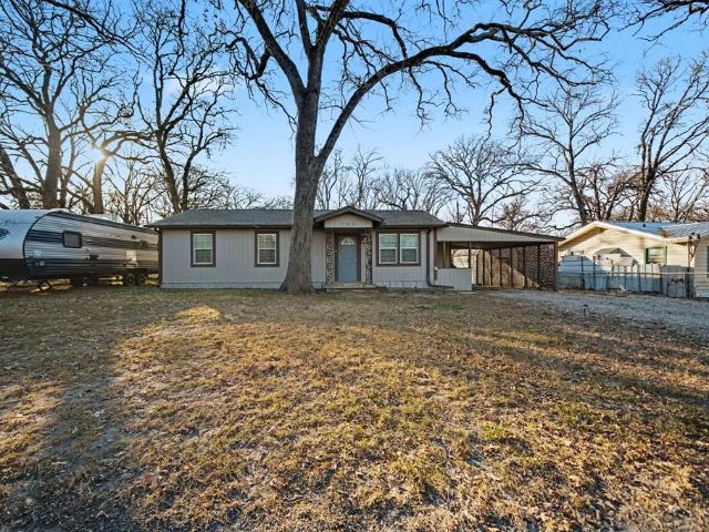 762 Oak Leaf Trail