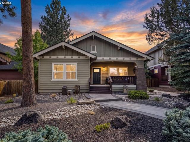 762 NW Mount Washington Dr, Bend, OR 97703