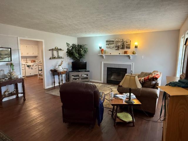 762 Spring Valley Rd