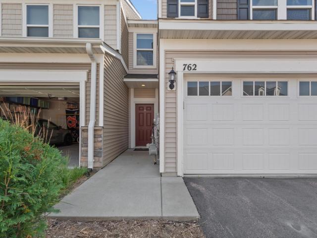762 Stonegate Road