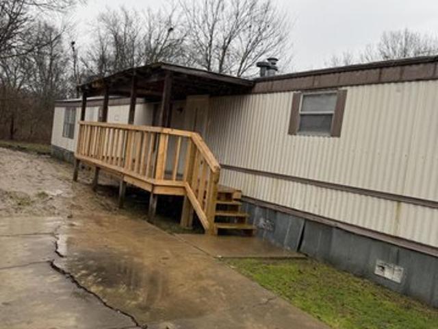 762 W Second St, Yazoo City, MS 39194