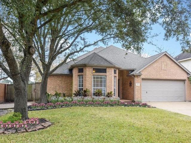 7634 Broken Oak Ln, Sugar Land, TX 77479