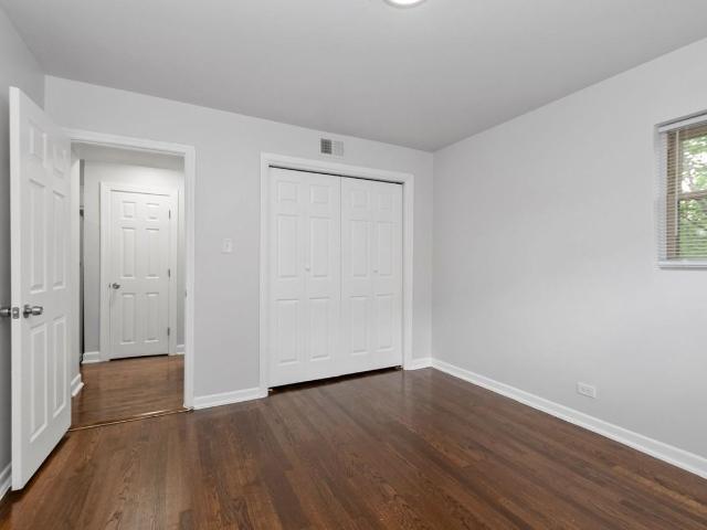 7635 S. Coles Avenue 2 Bedroom Apartment for Rent at 7635 S Coles Ave, Chicago, IL 60649 South Shore