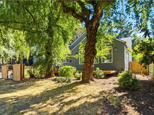 7636 sw capitol hill rd