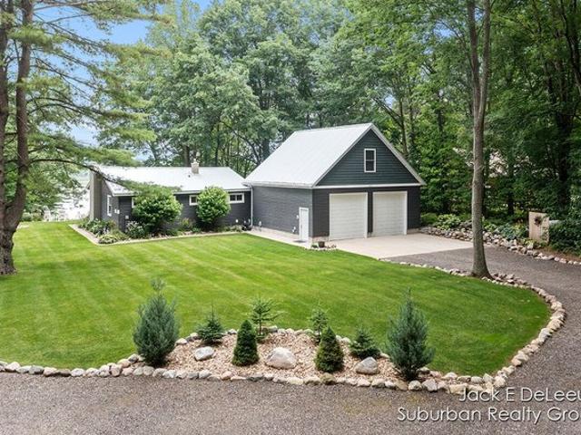7636 W Birch Ln, New Era, MI 49446