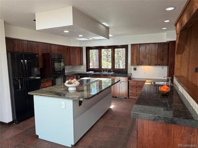 7637 Centaur Drive