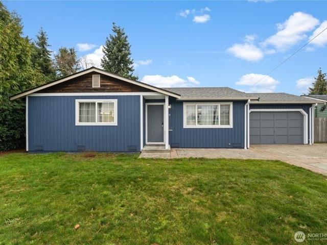 7631 rd St NW, Stanwood, WA 98292