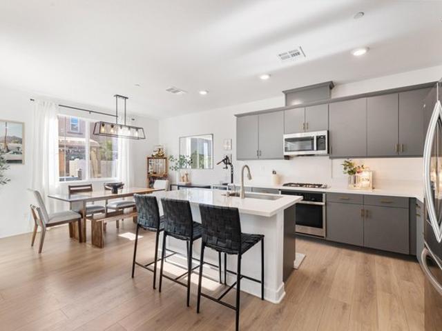 76321 Oxford Ln, Palm Desert, CA 92211