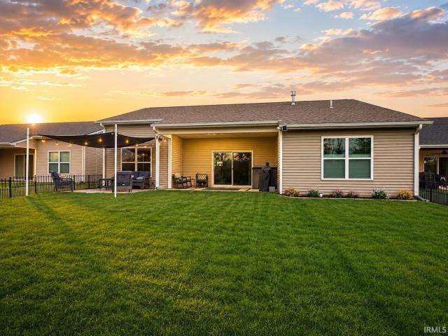 7633 Accio Cove