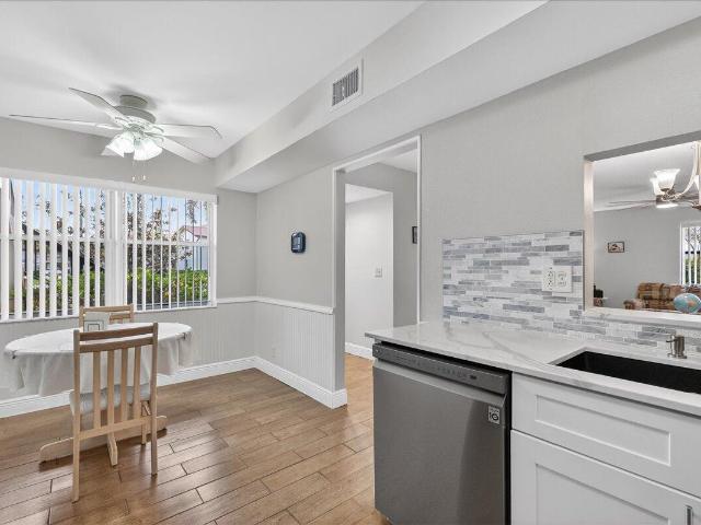 7633 Tahiti Ln, Unit 101, Lake Worth, FL 33467 | MLS #B26012